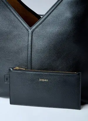 Saint Laurent Y Thin Tote Bag With Removable Pouch