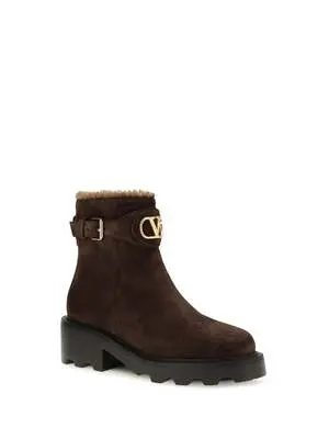 Valentino Garavani Vlogo Signature Leather Ankle Boots - Brown