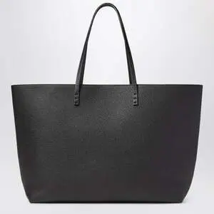 Fendi Cuoio Romano Leather Medium Roll Shopper - Black