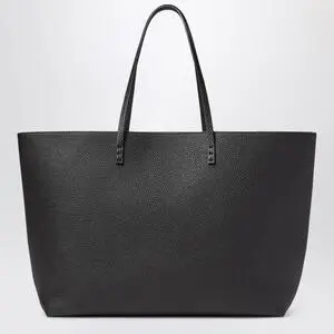 Fendi Cuoio Romano Leather Shopper - Black