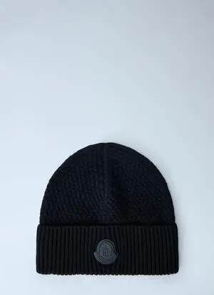 Moncler Ribbed Knit Beanie With Logo Patch - Black