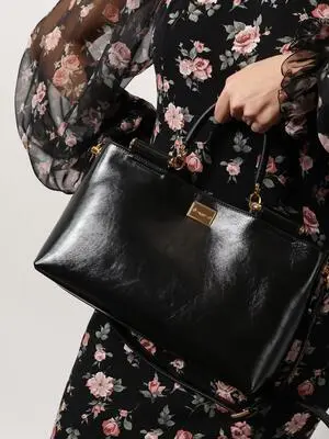 Dolce & Gabbana Vittoria Leather Shoulder Bag