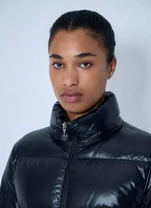 Moncler Abbadia Down Jacket - Black