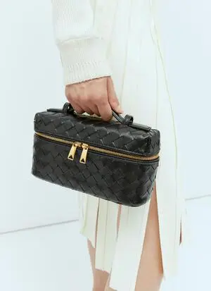 Bottega Veneta Intrecciato Leather Vanity Case - Black