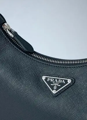 Prada Re-edition 2005 Saffiano Shoulder Bag