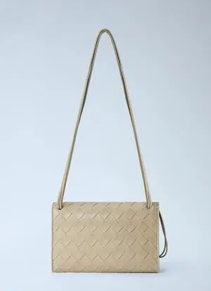Bottega Veneta Andiamo Pouch On Strap - Cream