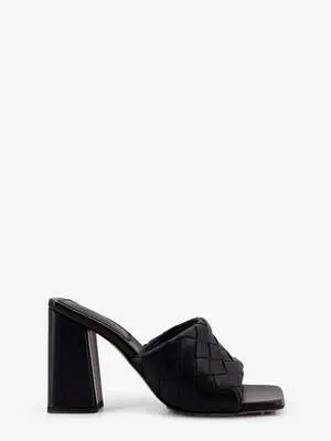 Bottega Veneta Parco Leather Sandals - Black
