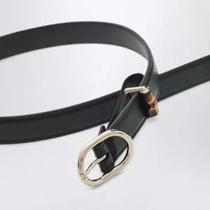 Gucci Thin Belt With Oval Buckle