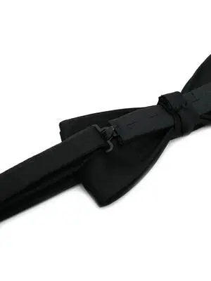 Saint Laurent Yves Bow Tie In Silk Satin - Black