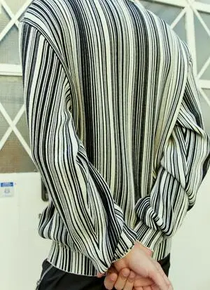VTMNTS Glitched Knitted Sweater