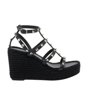 Valentino Garavani Rockstud Wedge Sandals - Black