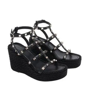Valentino Garavani Rockstud Wedge Sandals - Black