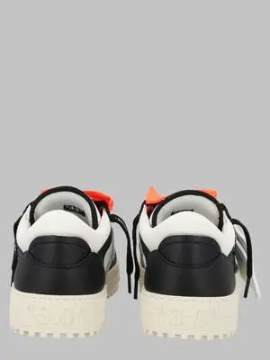 Off-White Sneaker Low Top 3.0 Court