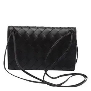 Bottega Veneta Andiamo Pouch - Brown