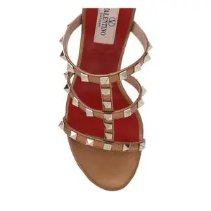Valentino Garavani Rockstud Pump Sandals - Cream