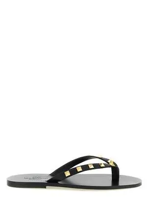 Valentino Garavani Thong Rockstud' Sandals - Black