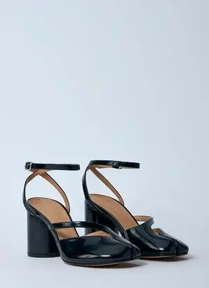 MAISON MARGIELA Tabi Toe Pump Heels - Black