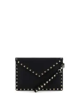 Valentino Garavani Rockstud Pouch In Leather - Black