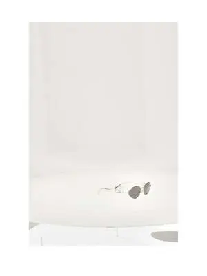 Celine Wire 01