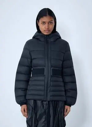 Moncler Magnolia Jacket - Black