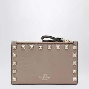 Valentino Garavani Powder Leather Rockstud Zip Card Holder - Pink