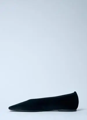 TOTEME Minimalist Velvet Ballerina Flats - Black
