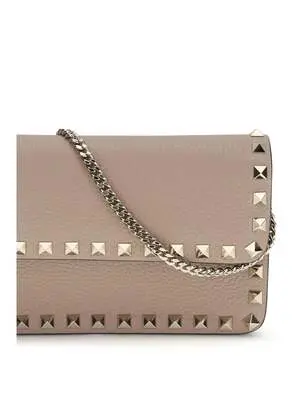 Valentino Garavani Rockstud Chain Wallet - Pink