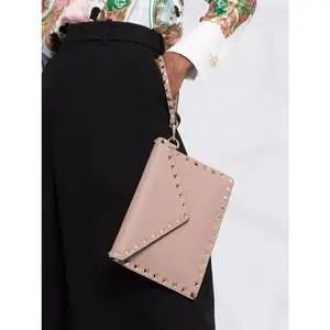 Valentino Garavani Rockstud Grained Calfskin Leather Clutch - Cream