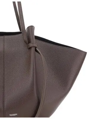 Yuzefi Large Mochi Shoulder Bag