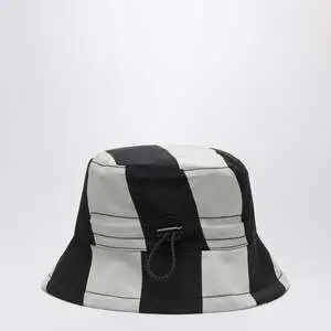 Jacquemus Baluchon Bucket Hat With Bold Stripes