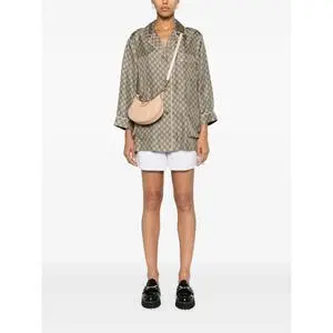 Gucci Neutrals Shoulder Bags