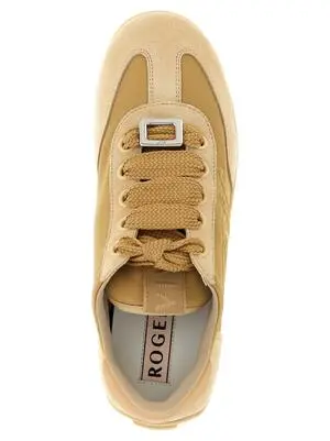 ROGER VIVIER Viv Low' Sneakers