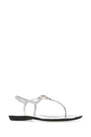 Gucci Leather Thong Sandals