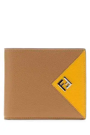 Fendi Beige Leather Lui Wallet - Brown