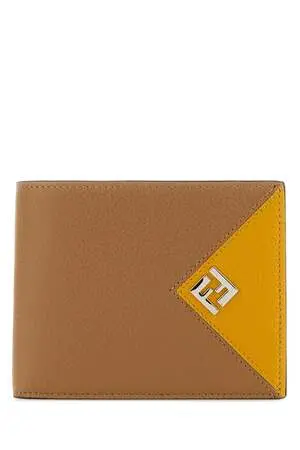 Fendi Beige Leather Wallet - Brown