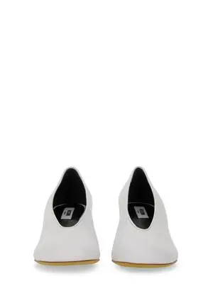 Moschino Decollete Duck Pumps - White