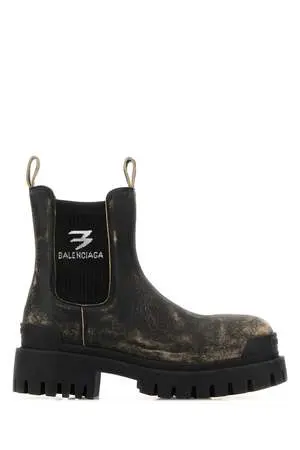 Balenciaga Leather Strike Chelsea Ankle Boots - Black