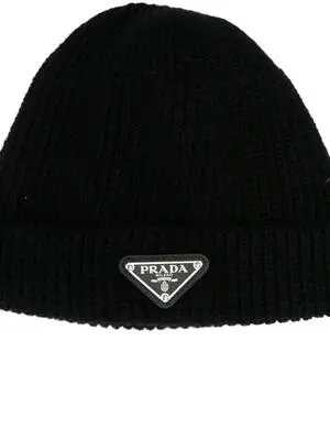 Prada Ribbed Logo-plaque Beanie