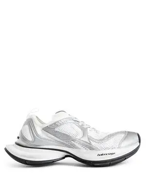 Balenciaga Balenciaga Women Circuit Ultra-Lightweight Sneakers White