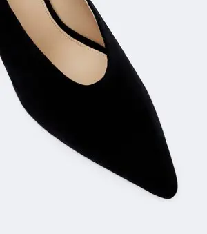 Le Monde Beryl Le Monde Béryl Petra Velvet Pumps