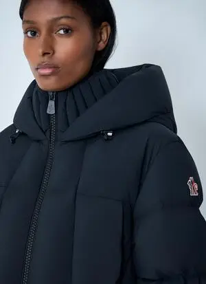 Moncler Bonnieure Short Down Jacket