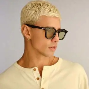 Le Specs Hoodwinked