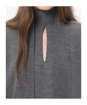 Valentino Garavani Long-sleeved Fine Knit Sweater With Decorative Bow - Grey