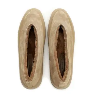 Le Monde Beryl Ski Shearling Ballet Flats - Beige