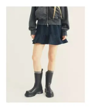 Dr. Martens Rejena Lug-sole Zipped Boots