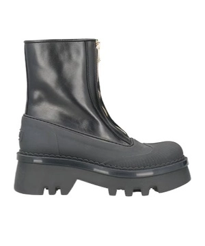 Chloé Solid Color Platform Boots - Black
