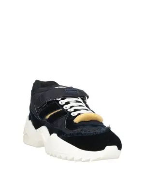 MAISON MARGIELA Minimalist Solid Color Low-top Sneakers