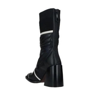 Chloé Minimalist Square-toe Ankle Boots