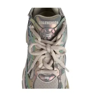 Balenciaga Runner Iridescent Sneaker - Beige/pink