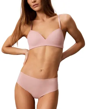 Calvin Klein Invisibles Hipster Subdued